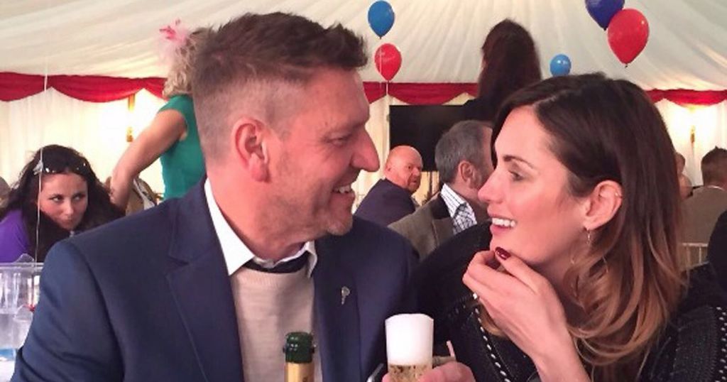 Lee Sharpe gets married 14 years after first looking…
