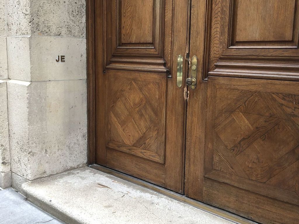 Mystery Around Jeffrey Epstein's Fortune and How He…