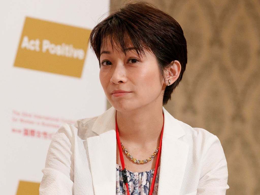 The Japanese reporter asking more questions than she…