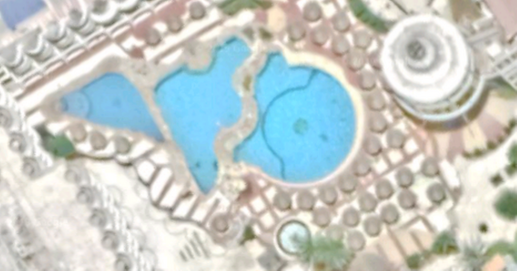 Four-year-old girl from Bristol drowns in pool while…