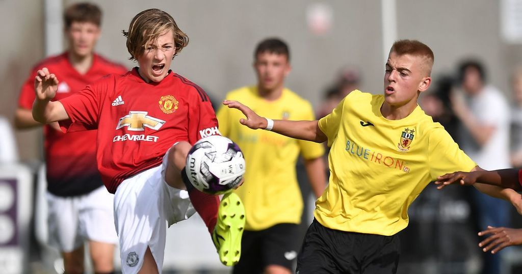 The new Man Utd 16-year-old who's the son of a famous…