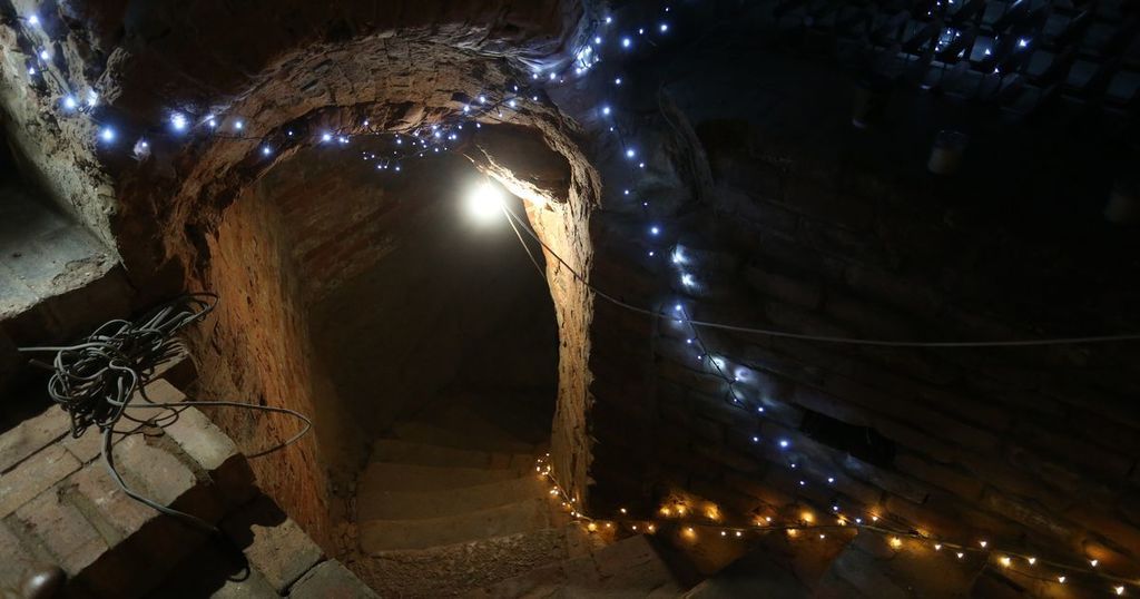 Inside rediscovered caves in Nottingham city centre…