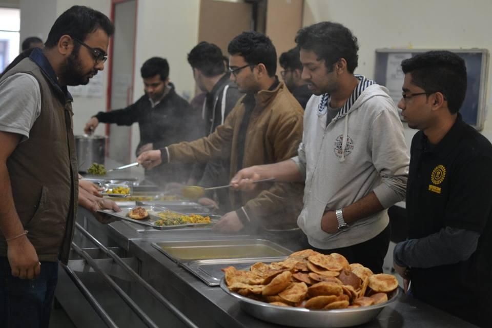 Students are taking mess matters into their own hands