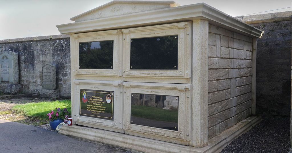 New above ground tomb to be built at Ayrshire grave…