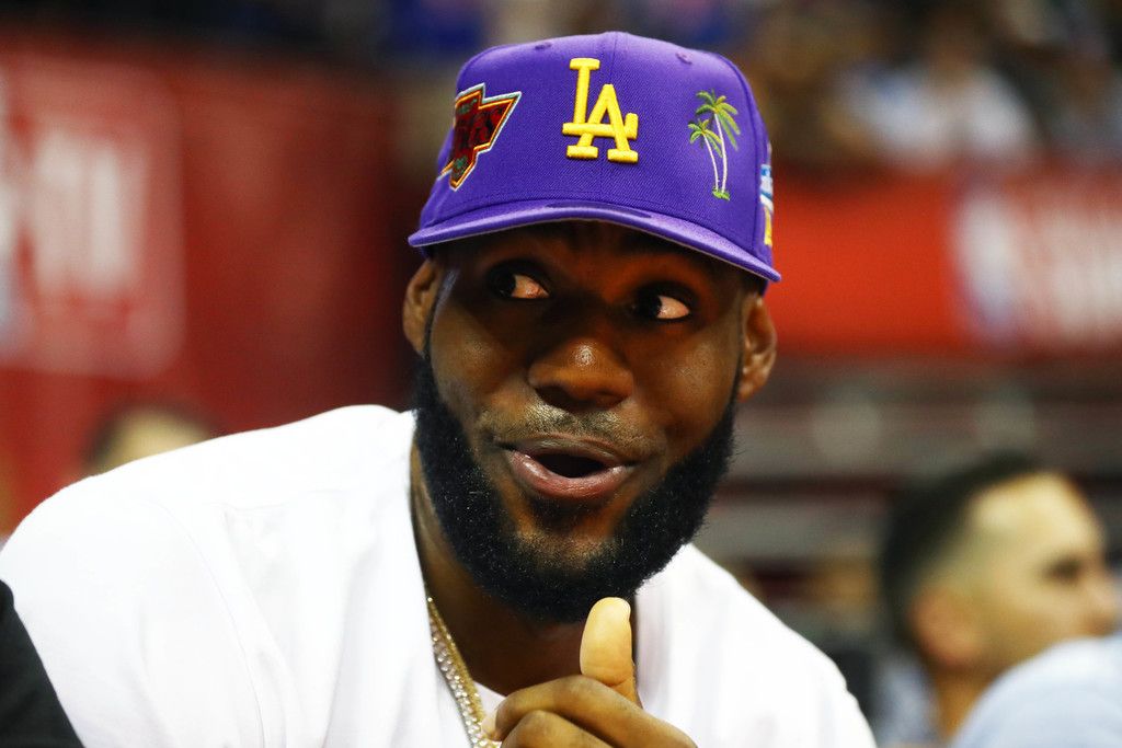 LeBron James spotted filming pizza commercial in…