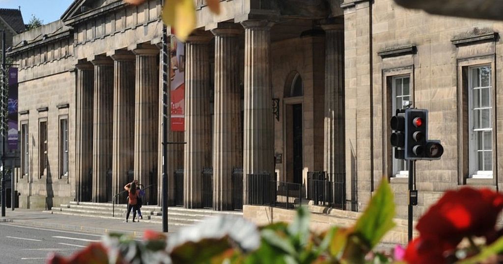 Perth pervert admits showing indecent image to officers