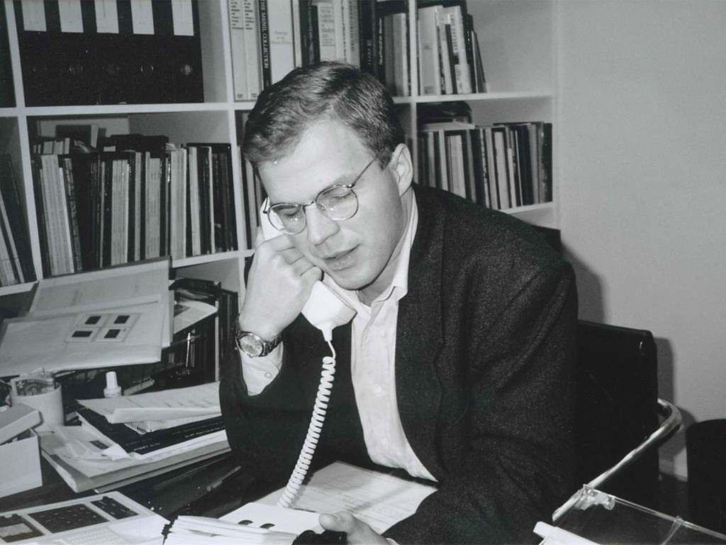 Karsten Schubert: Art dealer who launched and…