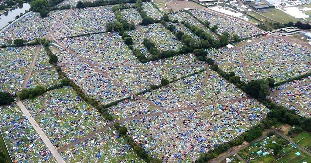 Reading Festival aftermath seen in drone pictures of…