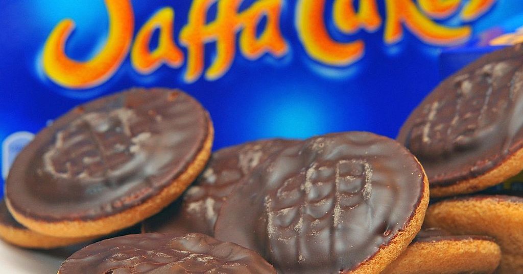 Aldi selling candles that smell just like Jaffa Cakes