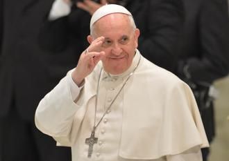 Pope Francis calls for drastic fossil-fuel emission…