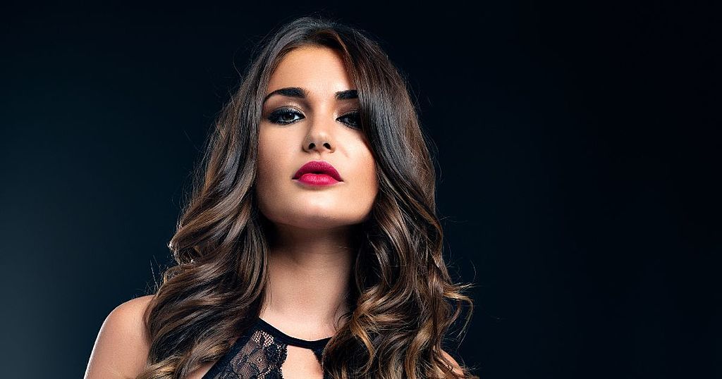 Love Island's India Reynolds looks amazing as she…