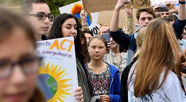 Greta Thunberg joins Washington climate change protest