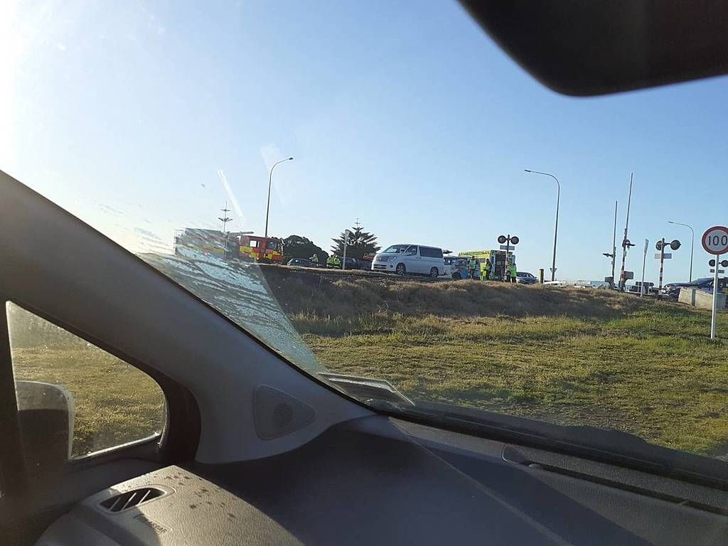 Crash on State Highway 51 in Napier: Woman critically…