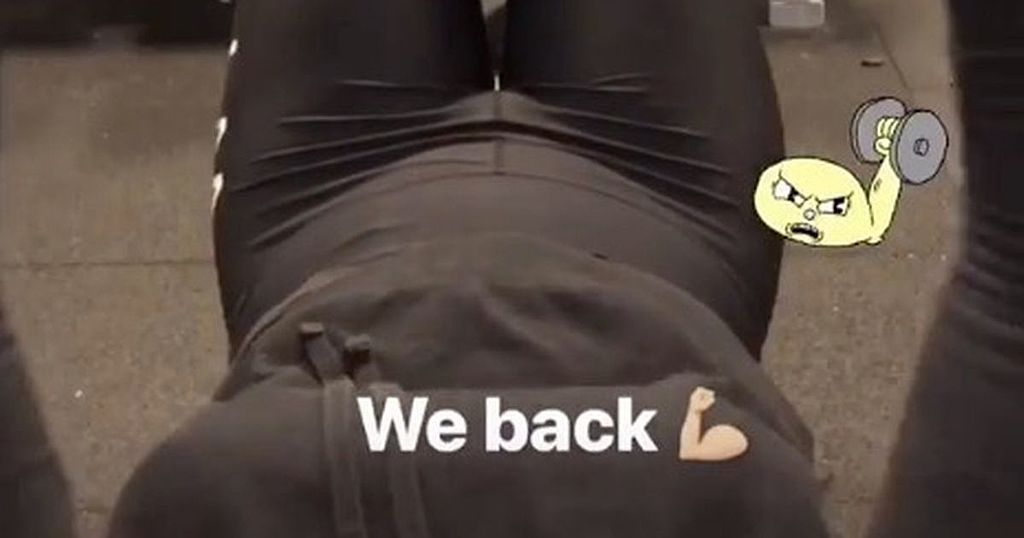 Jess Shears shows off her impossibly flat stomach in…