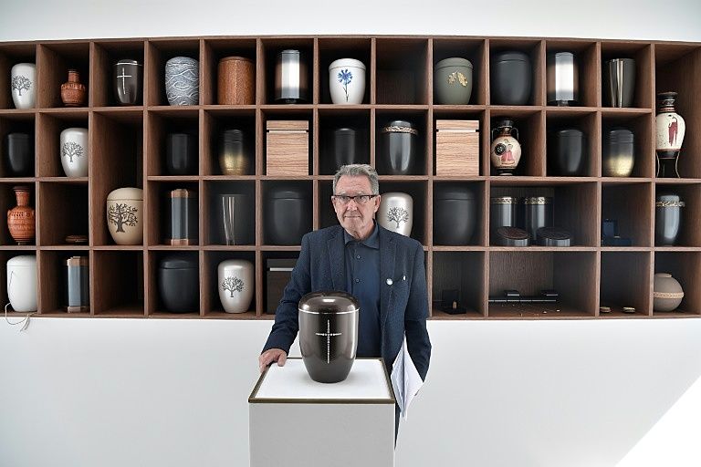 First crematorium opens in Greece over Church…