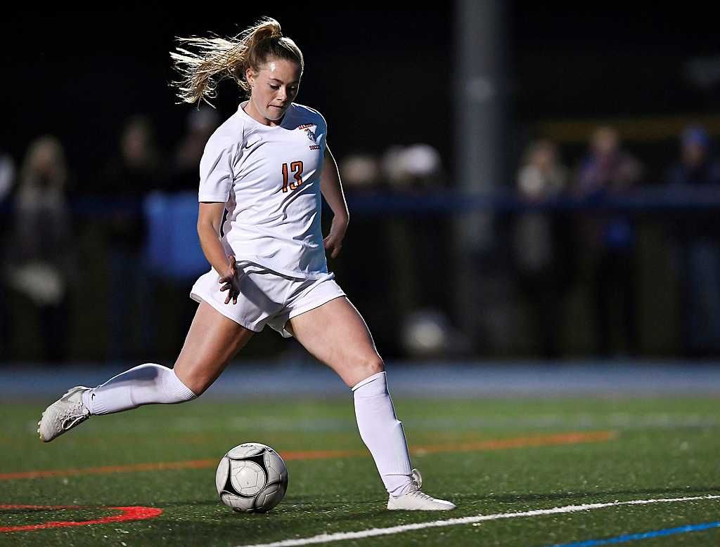 Marion (New York) soccer’s Chloe DeLyser breaks record…