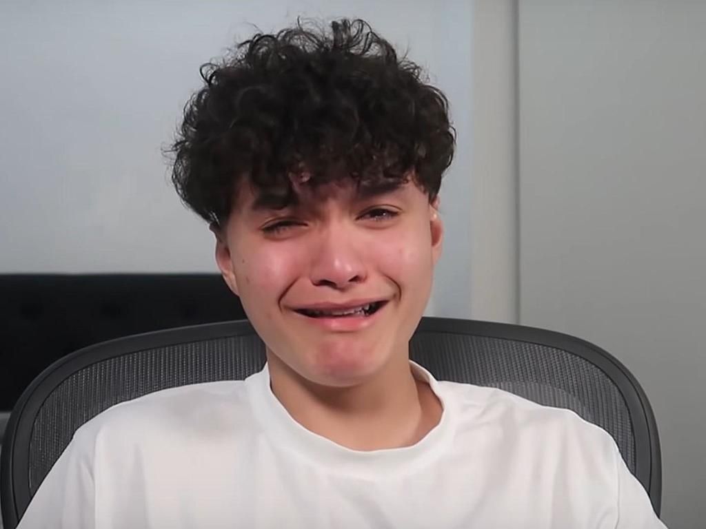 Fortnite player Jarvis Kaye banned for life over…