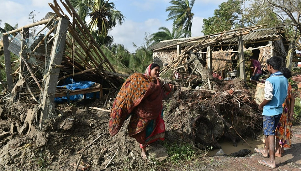 Cyclone Bulbul kills 9 in Bengal, Odisha; PM Modi…
