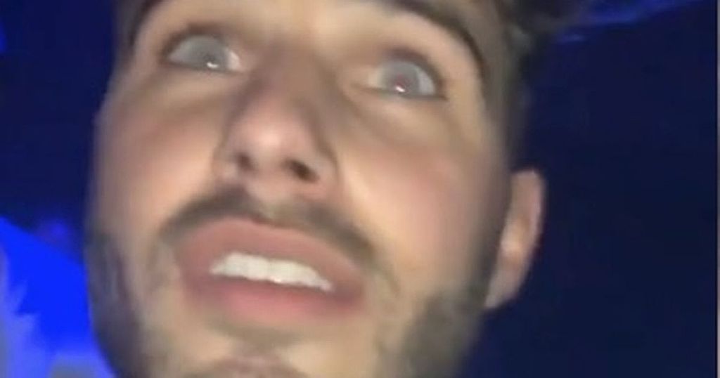 Newly single Josh Ritchie hits the club as he gets…