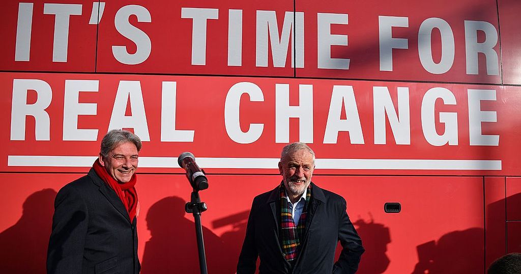 Hamilton pupils chant "Oh Jeremy Corbyn" as the Labour…
