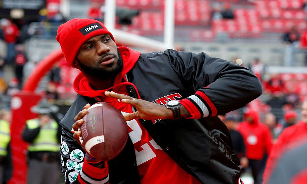 Ohio State superfan LeBron James welcomes back Chase…