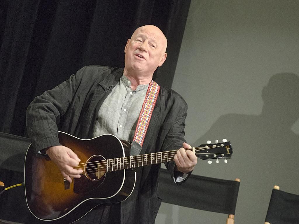Neil Innes death: Monty Python and The Rutles star…
