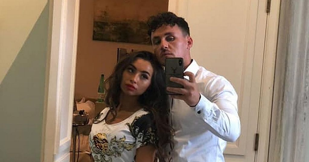 My Big Fat Gypsy Wedding twin's girlfriend wanted to…