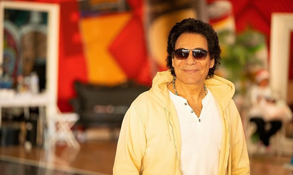'An American dream': singer Andy Madadian becomes…