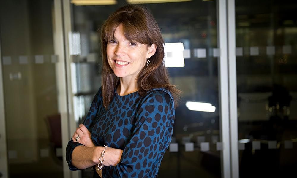 Emma Tucker becomes first female Sunday Times editor…
