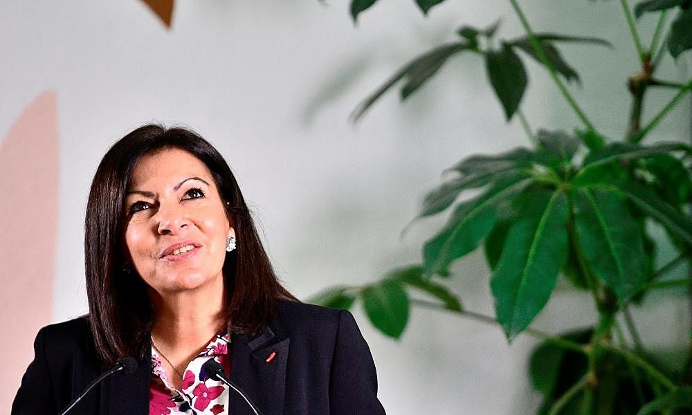 Paris mayor unveils '15-minute city' plan in…