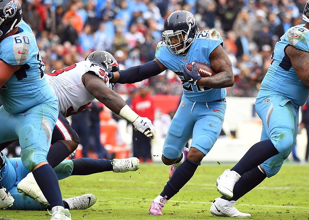 Watch: Titans RB Derrick Henry is already crushing…