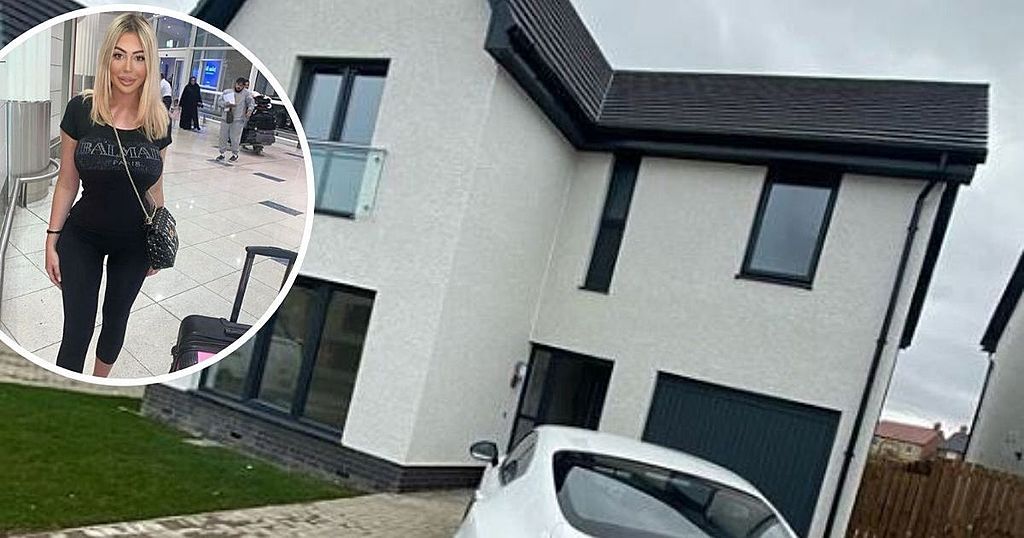Look inside Chloe Ferry's amazing new home with huge…