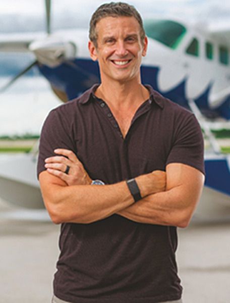 How A Top Gun Pilot Used US Navy Training To Build His…
