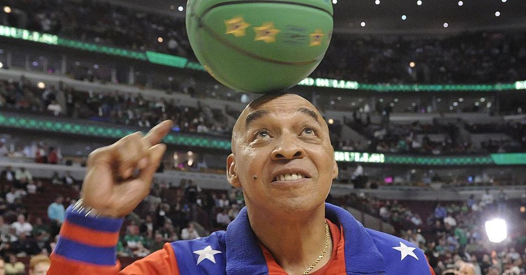Harlem Globetrotters great Curly Neal dies at 77