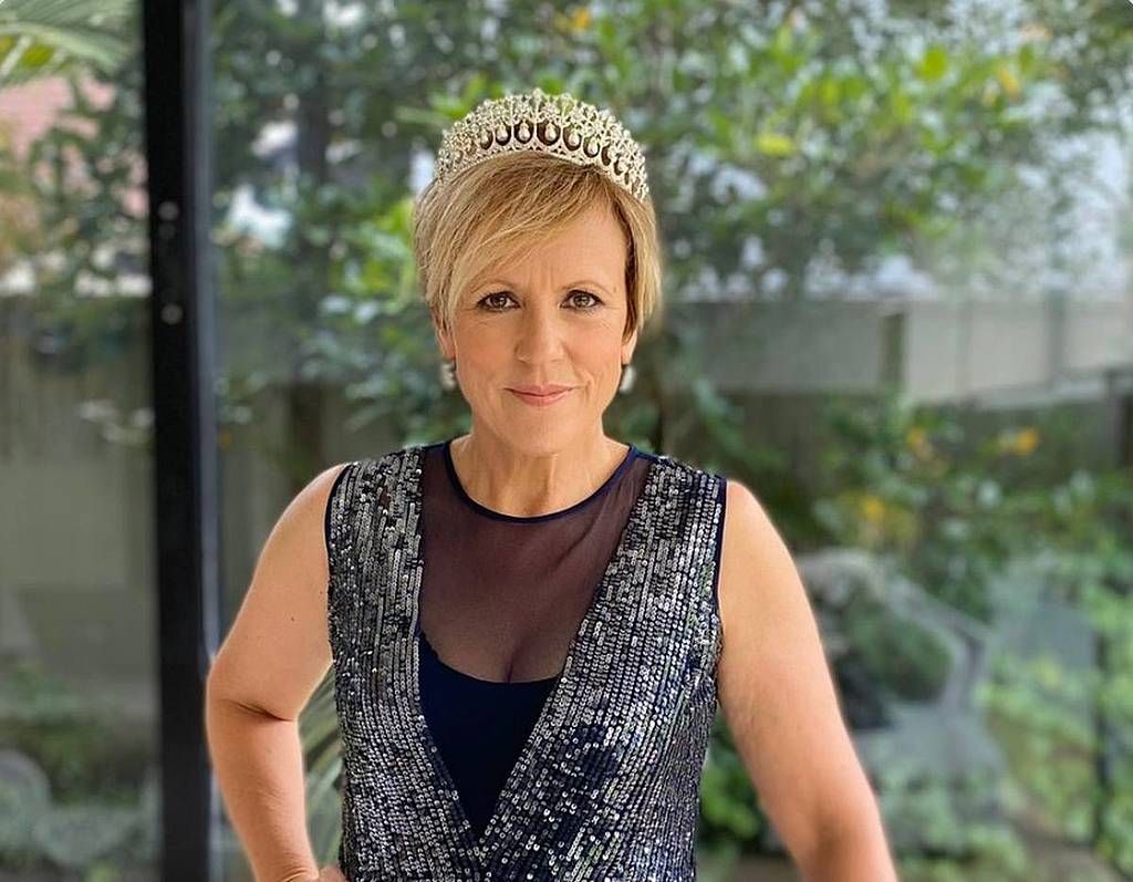TV presenter Hilary Barry's 'Formal Friday' trend goes…