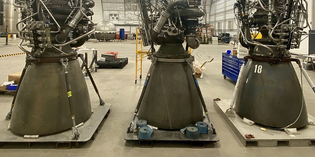 SpaceX Raptor: Elon Musk’s photo sparks ‘Jurassic…