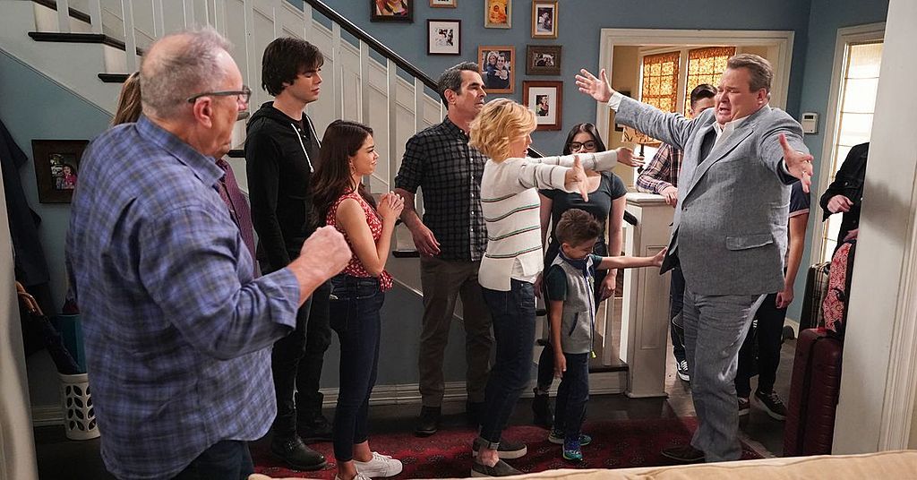 ‘Modern Family’ finale review: The overwhelmed loved…