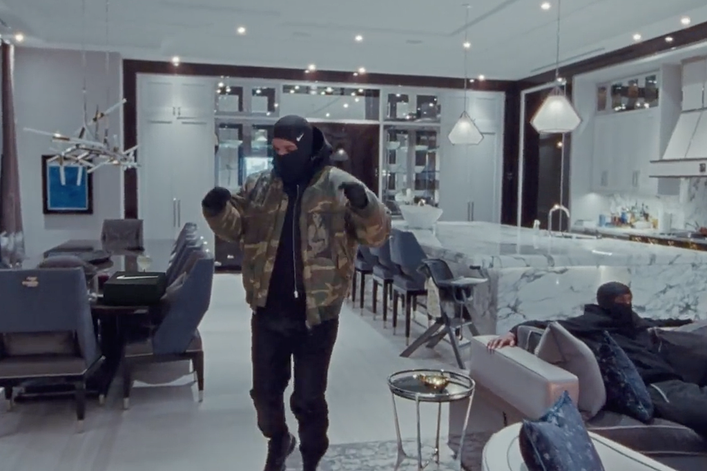 Drake's new house mocked after Architectural Digest…