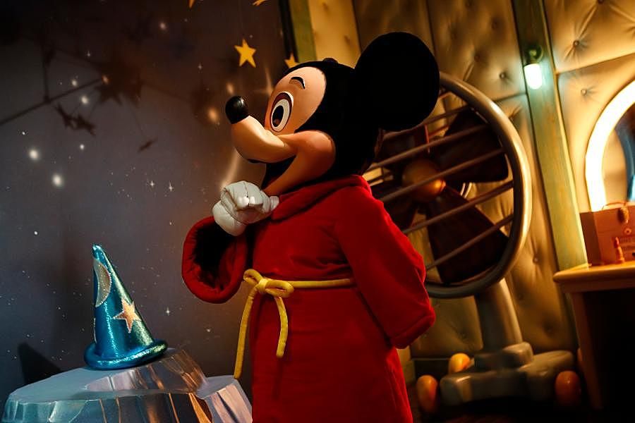 Call This Disney Hotline For Free Bedtime Messages…
