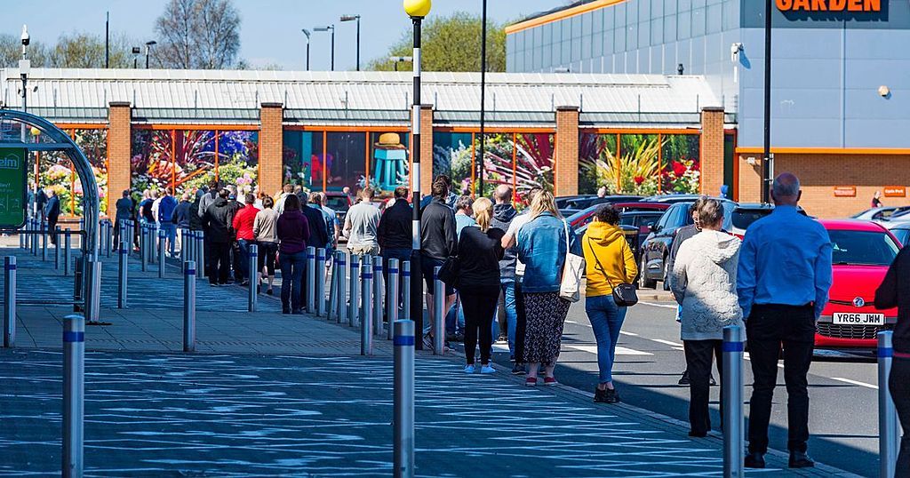 Massive queues outside only B&Q to open in Scotland
