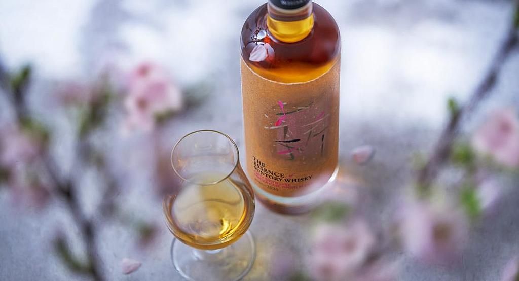 Suntory Sakura Whisky? Japanese Whisky’s Newest…