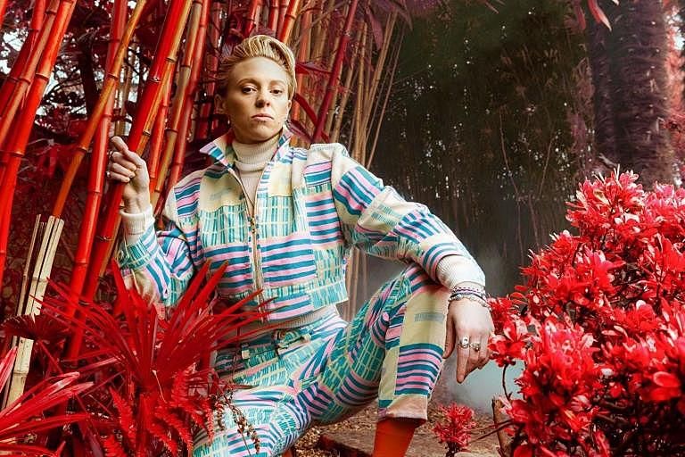 'Bulletproof' singer La Roux says she was 'forced' to…