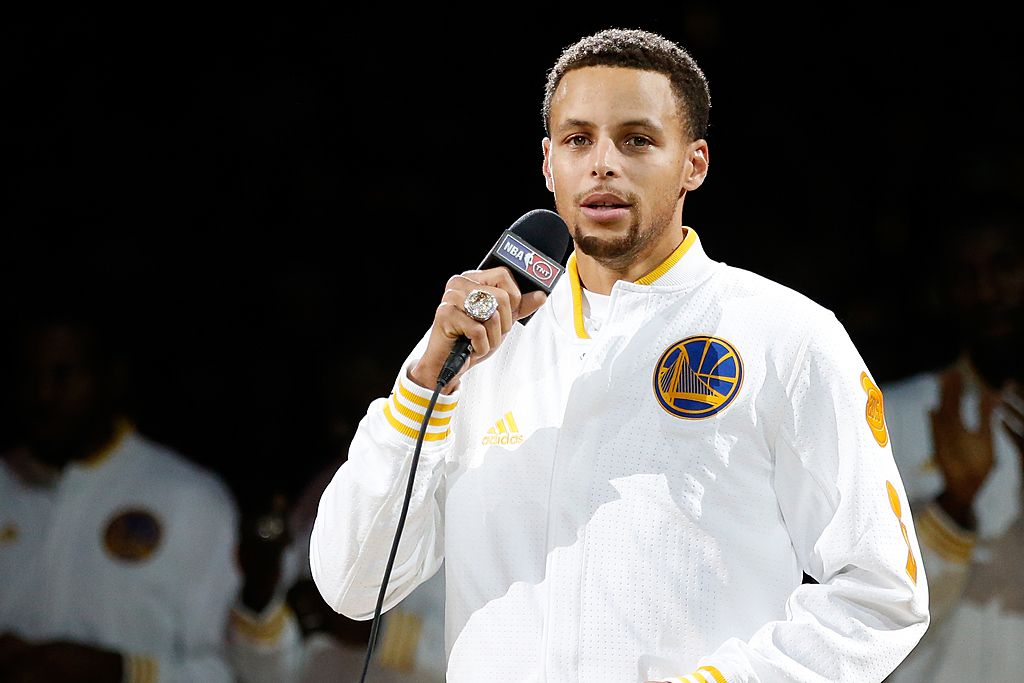 Steph Curry presents commencement speech to celebrate…