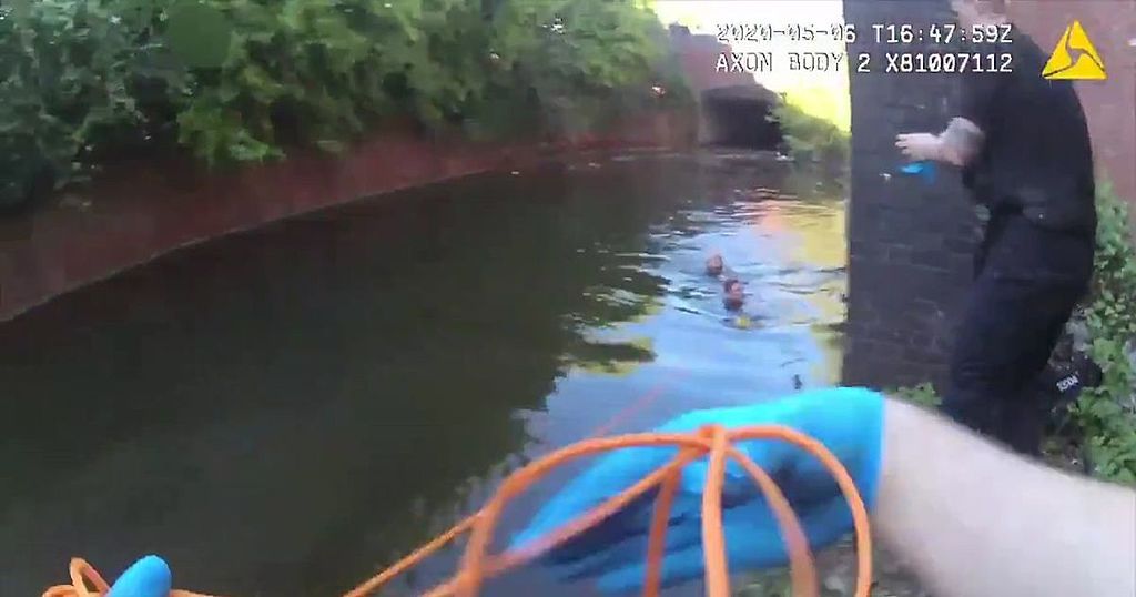 The incredible moment a hero police officer saves a…