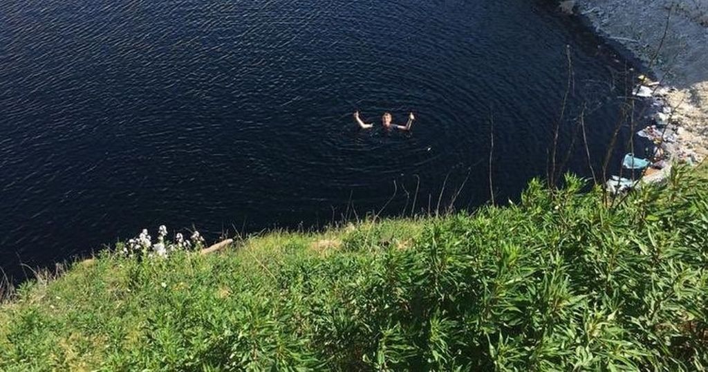 Man defies warnings to swim in toxic pool 'filled with…