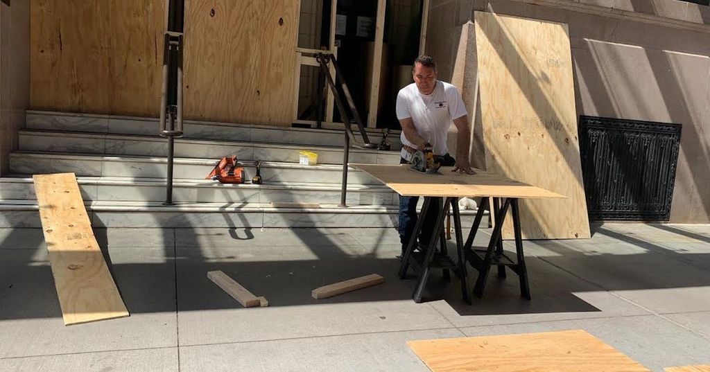 Chicago board-up companies busy after protests, but as…