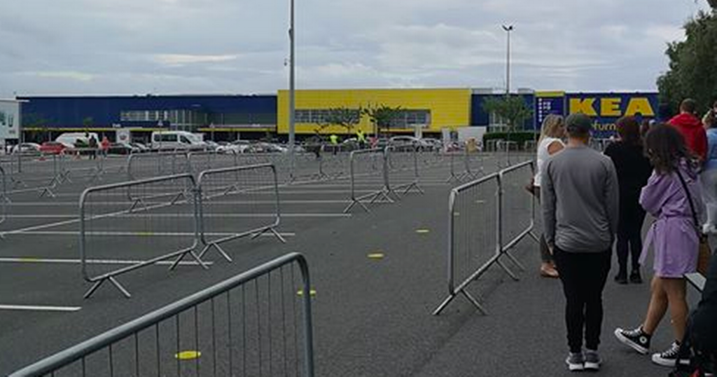 IKEA Edinburgh reopens with huge queues of shoppers…
