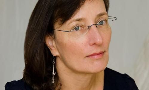 Julie Schumacher becomes first woman to win Thurber…