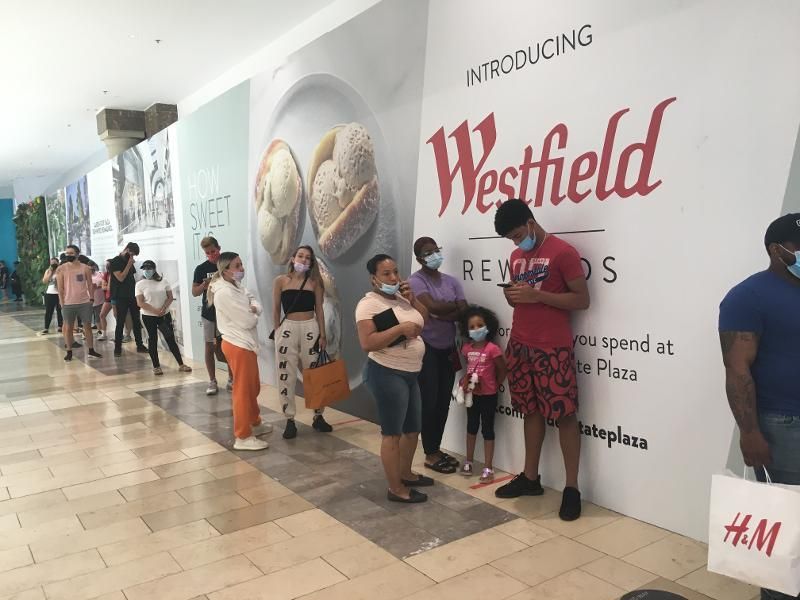 New Jersey Reopens Its Malls, And Its Residents Line…