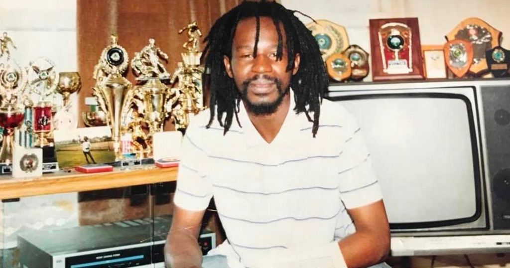 Family of 5-stone man who starved to death win…